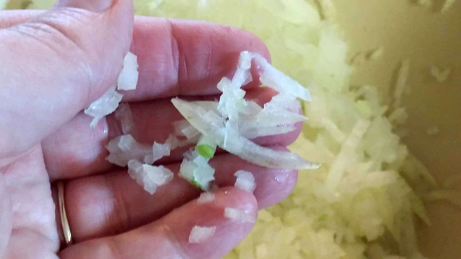 How to Make Better for You Minced Onions at Home